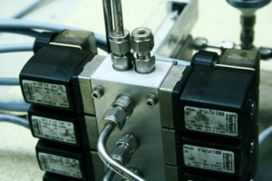Sample gas conditioning | Gas sampling, detonation barriers, etc. | APM ...